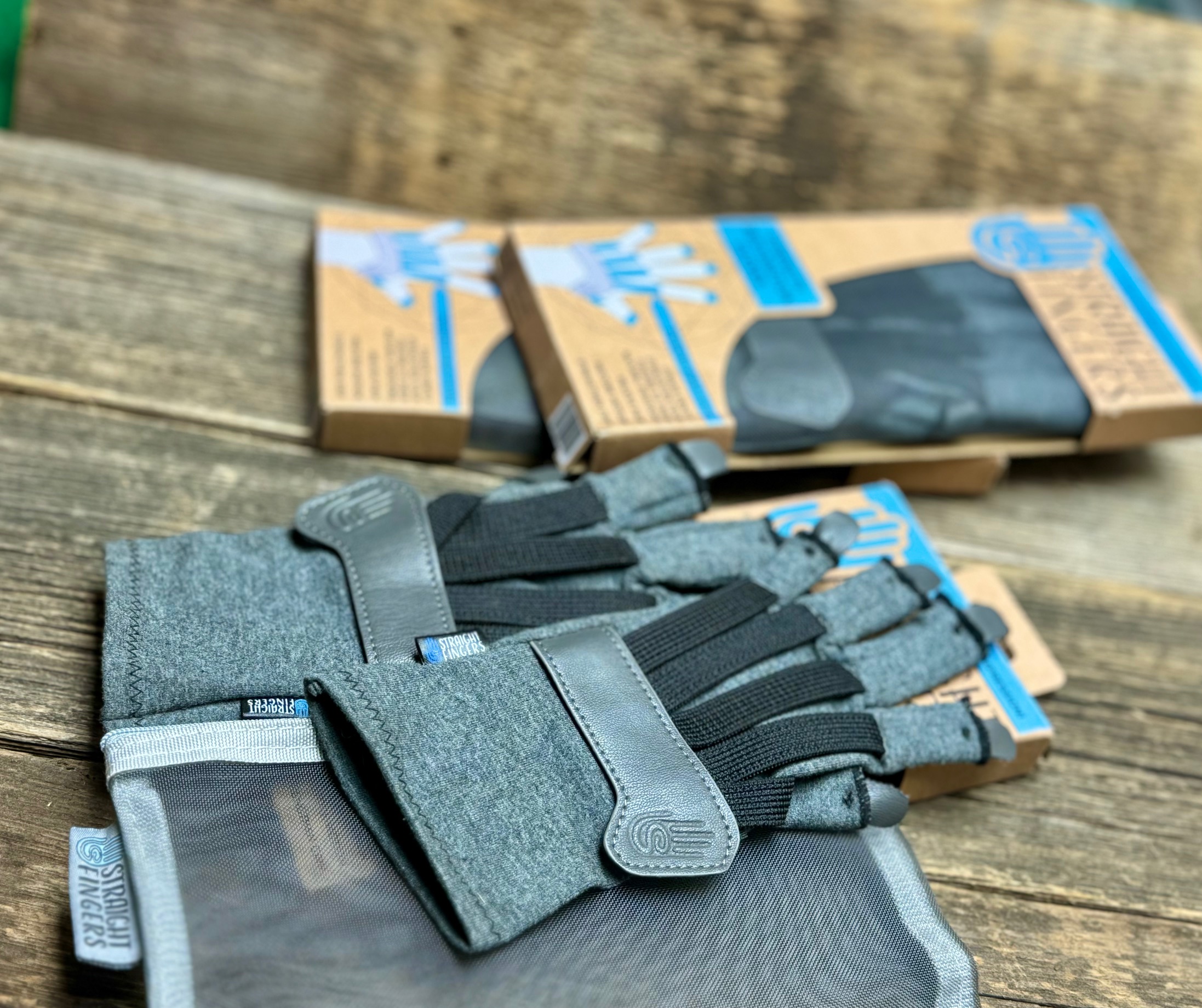 Straight Fingers Strength Restoration Compression Glove - Straight Fingers